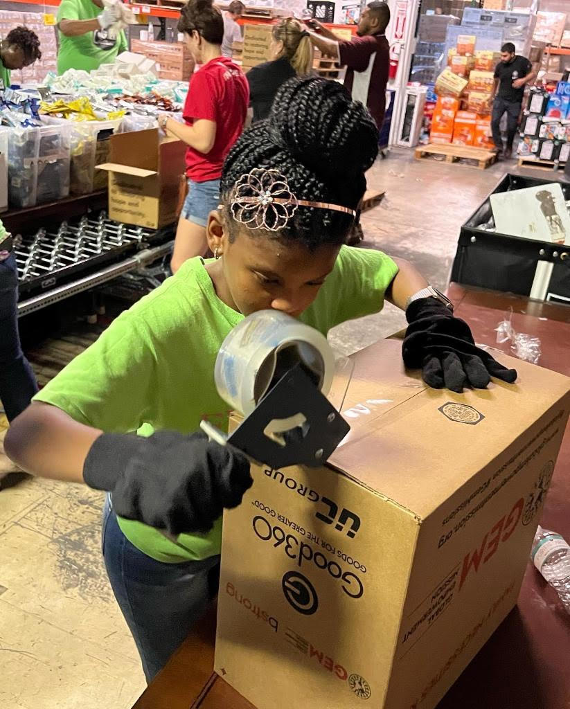 South Florida Girls Charity Lends Helping Hand to Hurricane Ian Relief ...