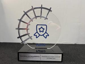 Globalsat Group is honoured with the Innovation award at the Rumo ...
