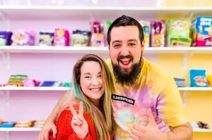 Tastely Box is creating special candies to support Ukraine - AFV NEWS