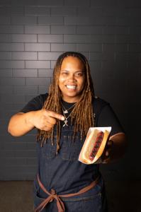 CHICAGO PITMASTER & FOOD NETWORK STAR DOMINIQUE LEACH LAUNCHES RETAIL ...