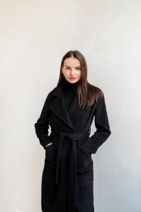 Introducing Te'Orna: The Canadian Brand Making Luxury Fashion ...