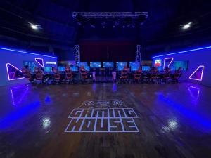 COCA-COLA AND SIX FLAGS LAUNCH FIRST-EVER THEME PARK GAMING HOUSES ...
