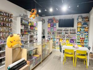 From Ghost Mall to Hobbyist Heaven: Anime Alley and Banana Games ...