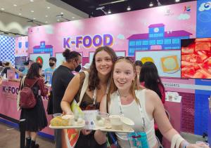 'K-Food School' Experience Captivates American Gen-Z at KCON LA 2023