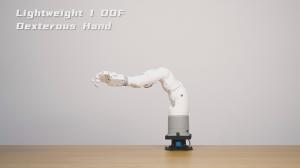 Elephant Robotics Unveils the Smallest 7-Axis Desktop Robotic Arm with ...