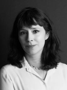 Art, Ambition, Anticipation: 'The Sculptor's Wife' Wins Best ...