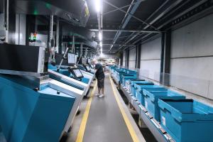 ATS Group Maximizes Warehouse Performance with the Kardex Compact ...