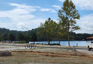 Roane County TNâ€™s New Rockwood Marina and RV Resort on Watts Bar Lake ...