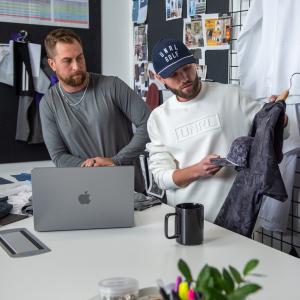 UNRL, Adam Thielen Sign Multi-Year Contract Extension - AFV NEWS