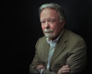 Retired DEA Agent Gregory D. Lee Unveils "Stinger": A Riveting Tale of ...