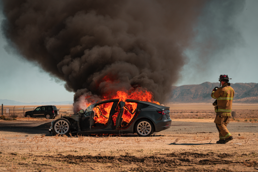 New Lithium Fire Code Class D Liquid Encapsulating Agent Effectively ...