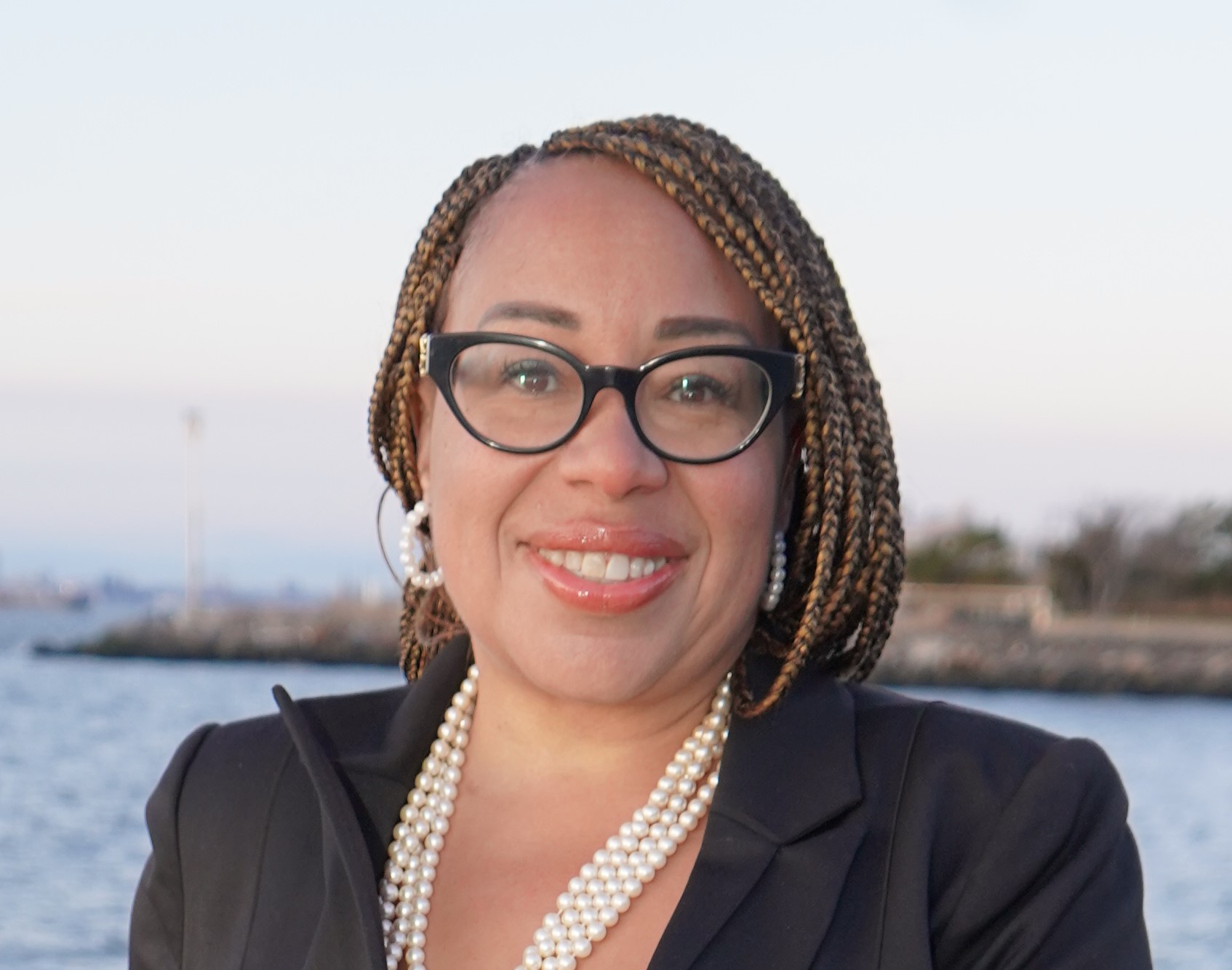 Raven Moore's Instagram, Twitter & Facebook on IDCrawl