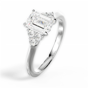 Breaking News: Side Stone Wedding Rings Evolve from Classic Elegance to ...