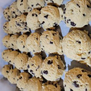 Local Bakery Debuts Sweet Treats at Okotoks Markets