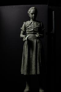 MASTER SCULPTOR SABIN HOWARD IMBUES BRONZE SOLDIERS AND NURSES WITH ...