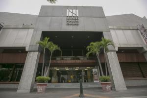 Roberto Isaias Boosts Culture with 2,000 Works of Art in Ecuadorian ...