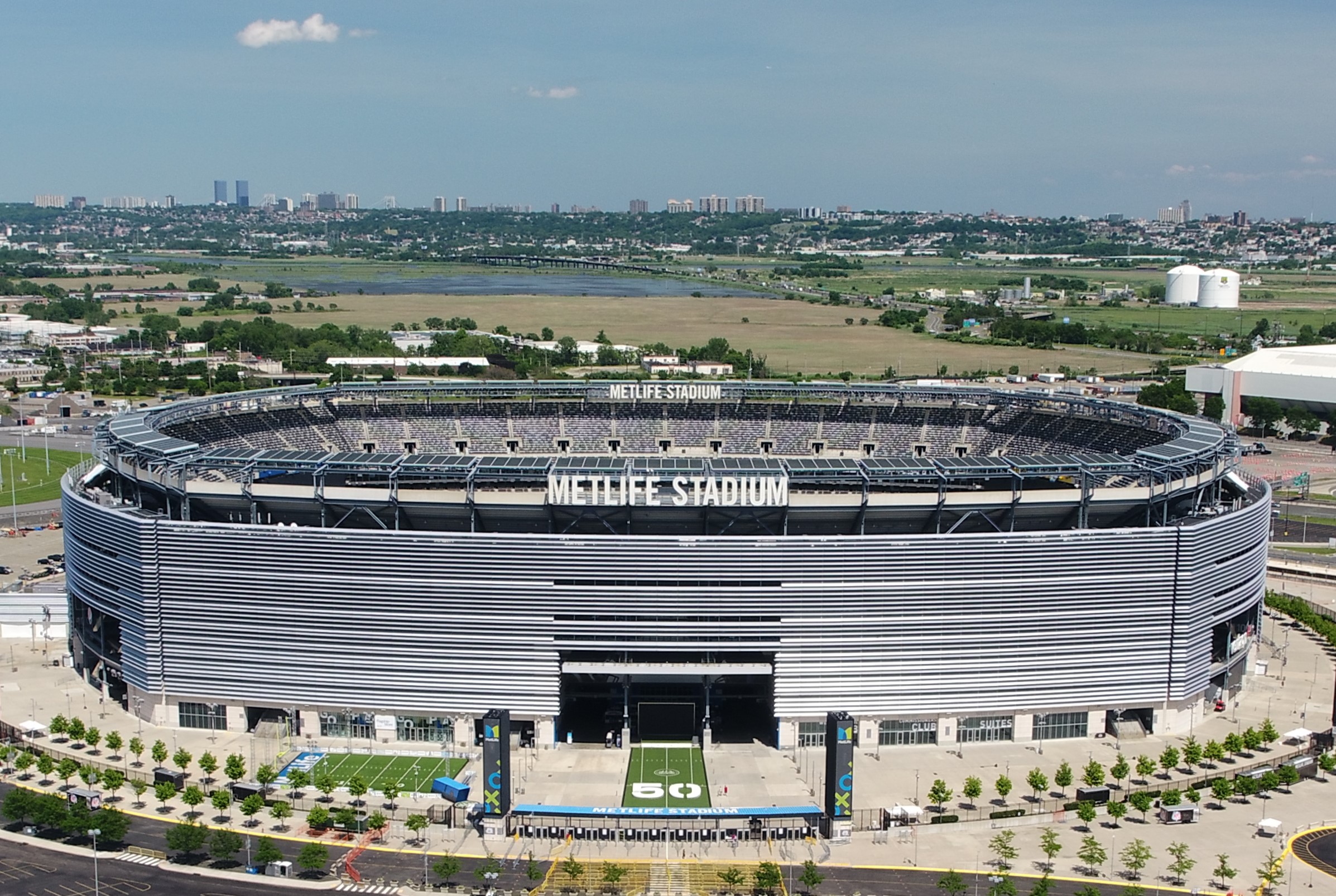 fuku® Announces First Locations at MetLife Stadium | Food & Beverage Times