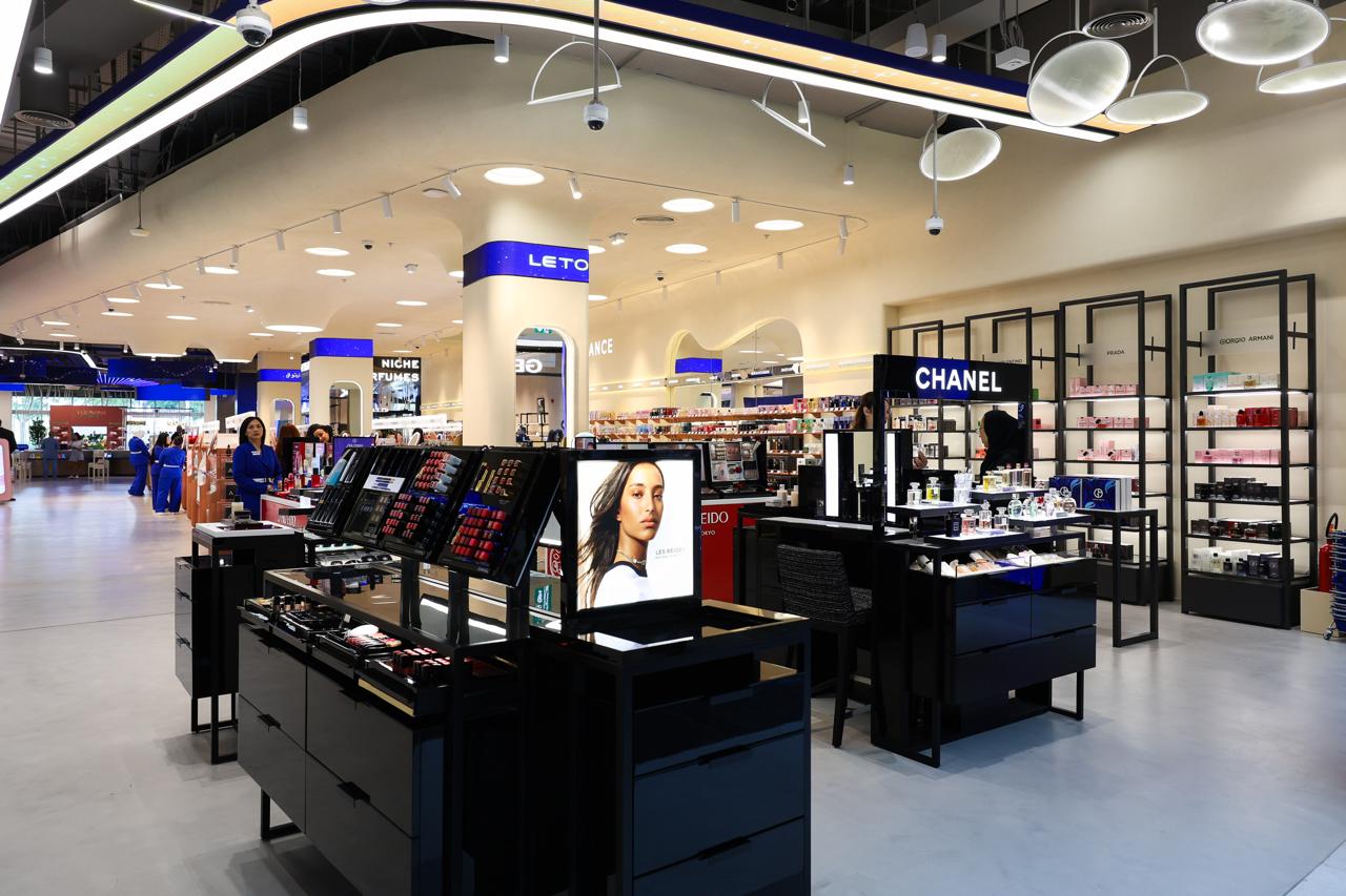LETOILE opened its flagship beauty store with the widest assortment in ...