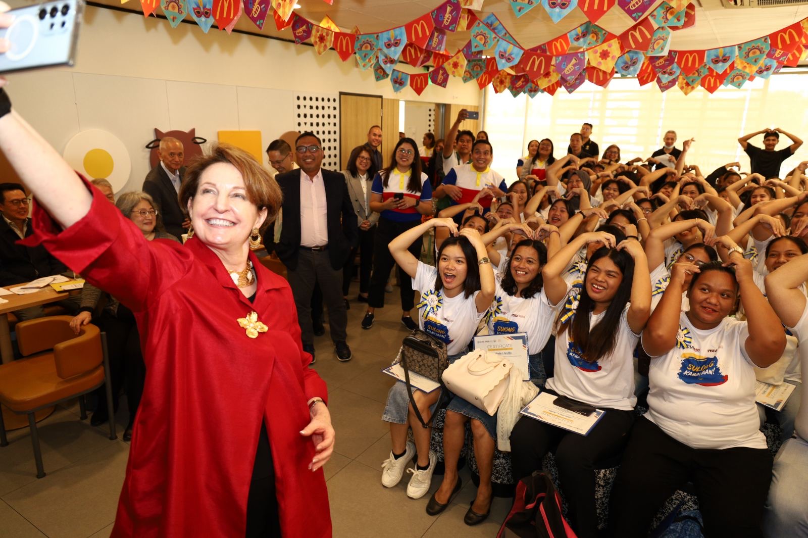 McDonald's Philippines Marks First Batch of YouthWorks PH Graduates ...