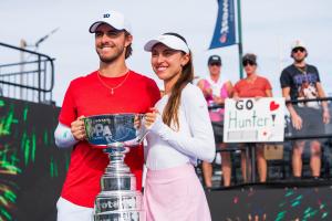 VIDEO: Pro Pickleball Couple Parris Todd and Hunter Johnson - 7 Secrets ...