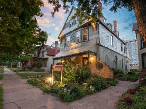 LIV Sotheby’s International Realty Lists The Queen Anne Inn - AFV NEWS