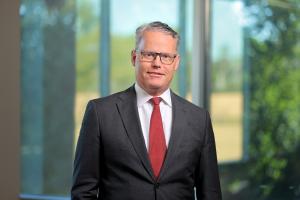 HonorHealth announces CEO transition plan; EVP John Neil, MD, MMM