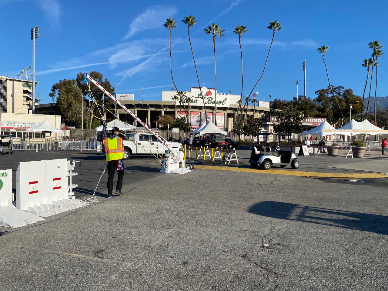 AT ROSE BOWL MERIDIAN BEAM GATES OPEN NEW AVENUE OF SECURITY ...