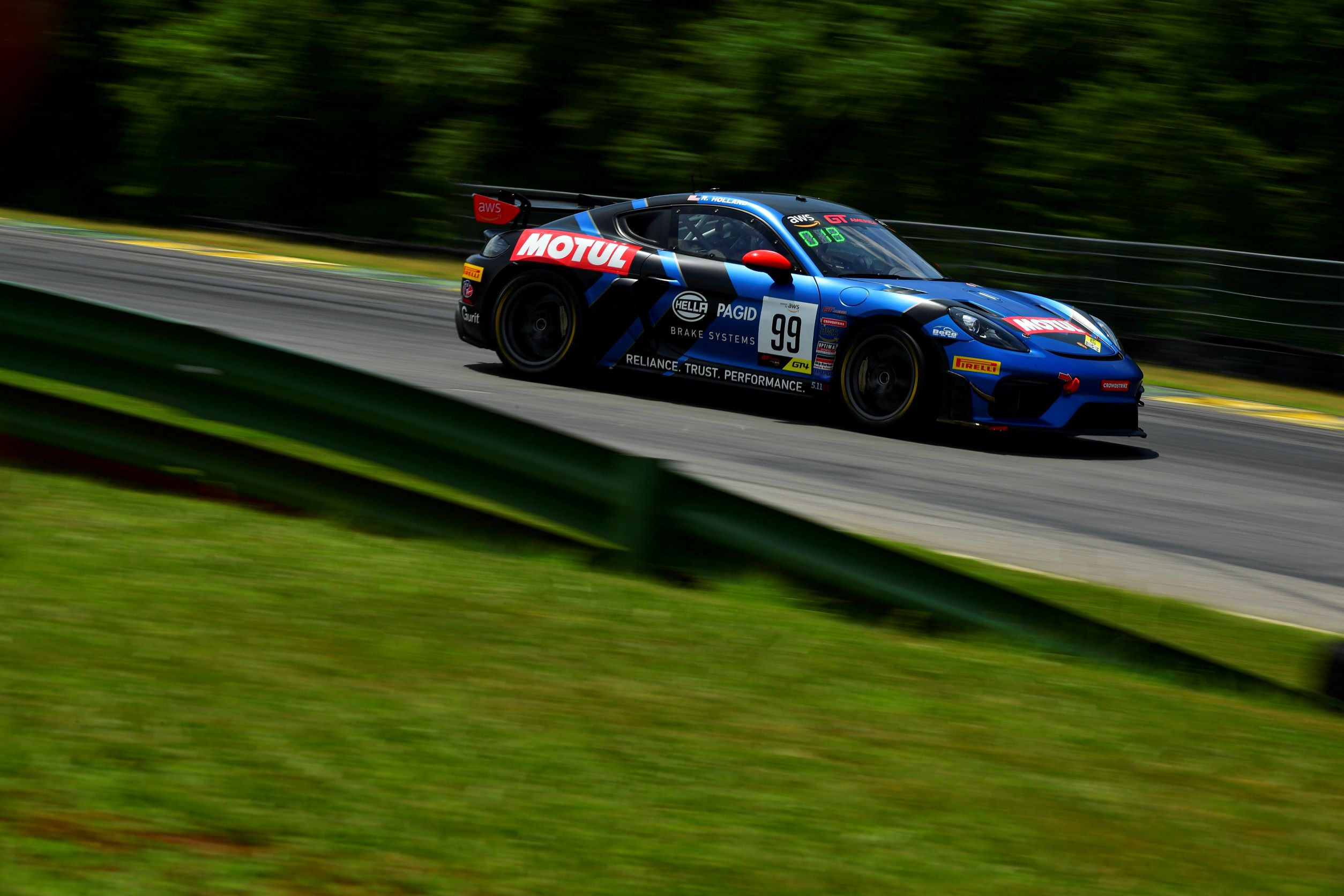 Middle Tennessee Boxer Rescue Goes Racing | Tennessee Daily Journal